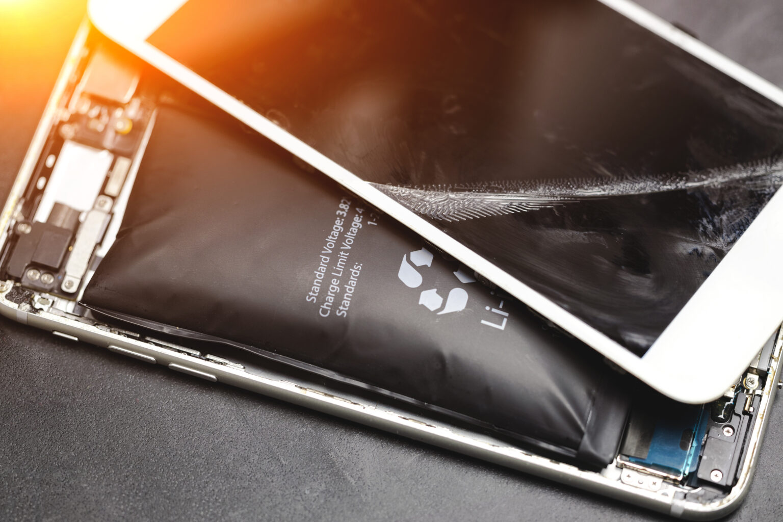 Recycle Your Batteries, Canada: Battery Safety